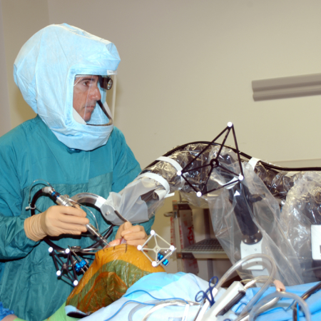 The Pros and Cons of Two Approaches to Hip Replacement: Mini-Posterior ...